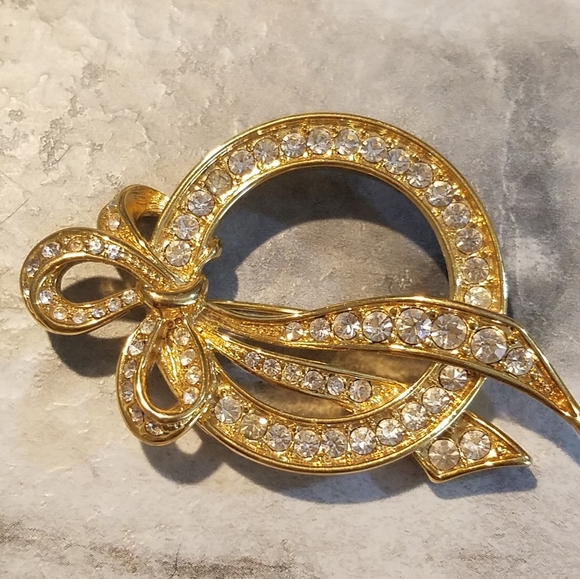 Jewelry | Costume Pin | Poshmark